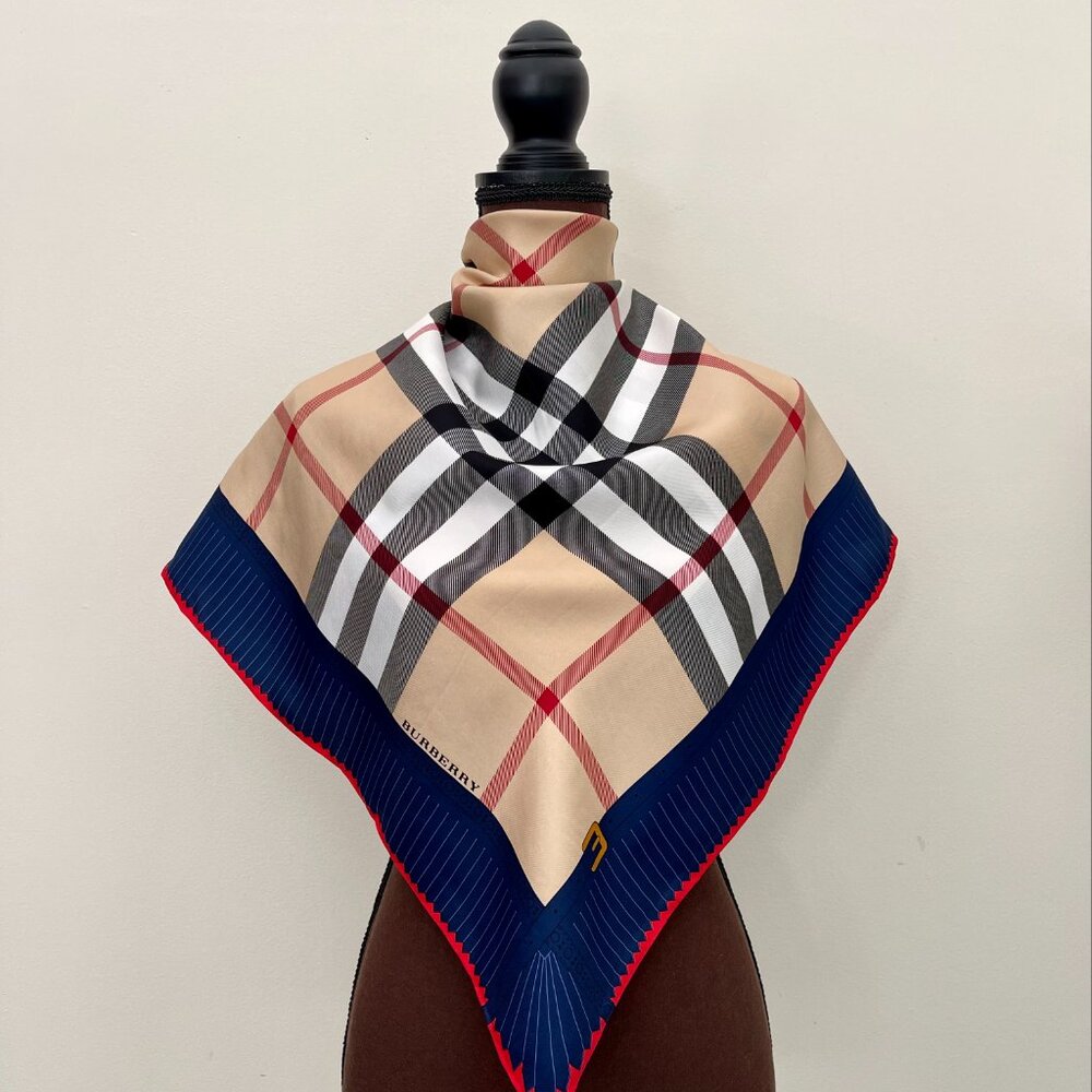 New Burberry Iconic Beige House Check Blue Border Sil… - Gem